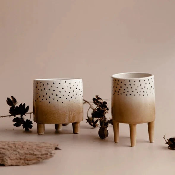 Poppy Legged Ceramic Plant Pot – Archizy
