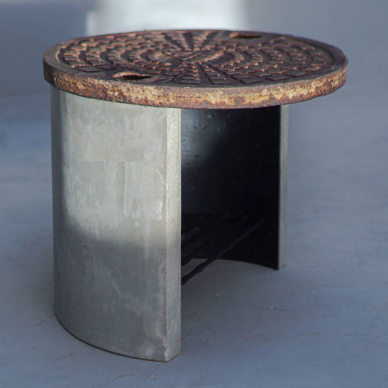 Manhole Table – Archizy