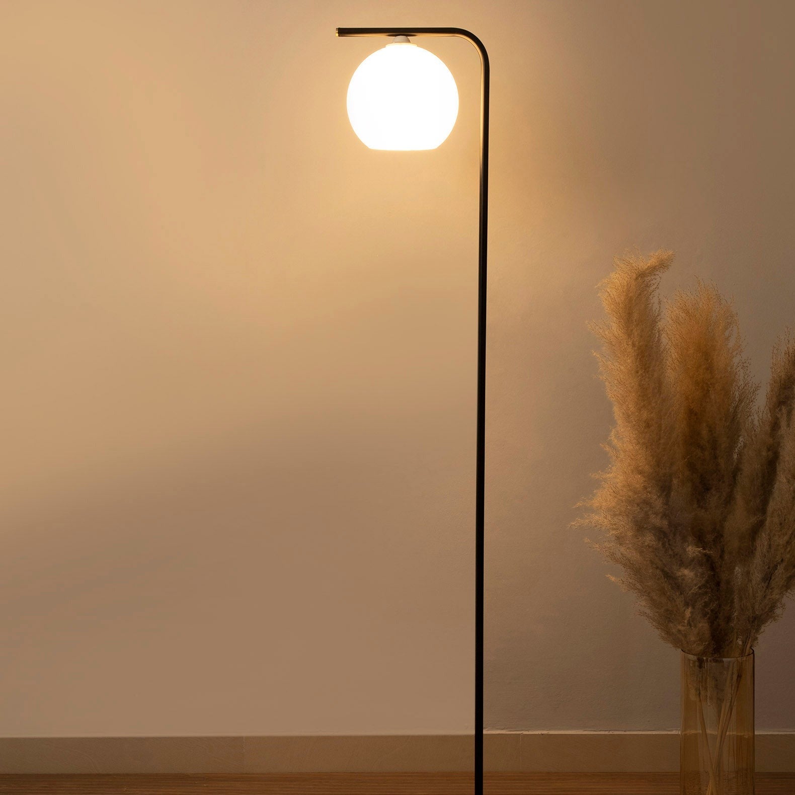 Walkford Floor Lamp – Archizy
